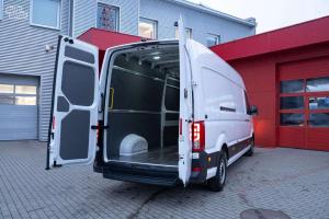 White Volkswagen Crafter 2023 in Marijampole, with an engine capacity of 2.00 L and mileage of 230 thousand km for 9650 €, photo 16 on AUTOMOTO.COM.LV
