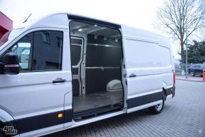 White Volkswagen Crafter 2023 in Marijampole, with an engine capacity of 2.00 L and mileage of 230 thousand km for 9650 €, photo 19 on AUTOMOTO.COM.LV