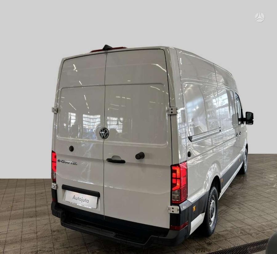 Balts Volkswagen Crafter 2023 Kauņa, ar dzinēja tilpumu 0.00 L un nobraukumu 46 tūkst. km par 33900 €, foto 4 vietnē AUTOMOTO.COM.LV