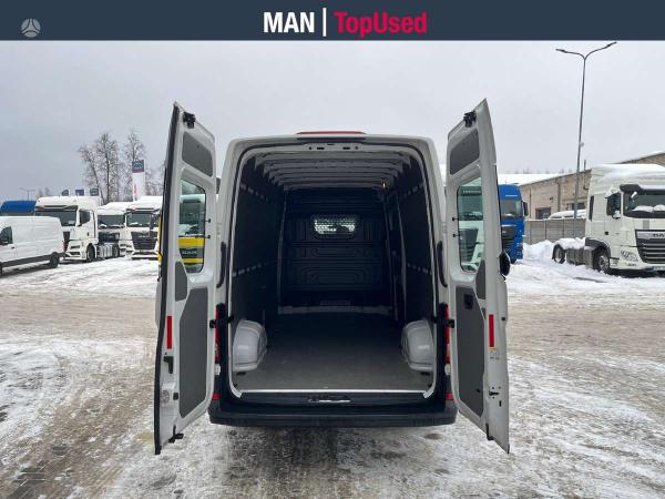 Balts Volkswagen Crafter 2023 Viļņa, ar dzinēja tilpumu 0.00 L un nobraukumu 7 tūkst. km par 26500 €, foto 5 vietnē AUTOMOTO.COM.LV