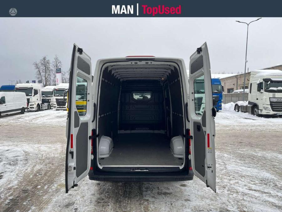 Balts Volkswagen Crafter 2023 Viļņa, ar dzinēja tilpumu 0.00 L un nobraukumu 7 tūkst. km par 26500 €, foto 5 vietnē AUTOMOTO.COM.LV