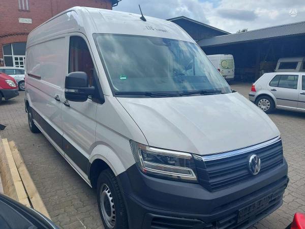 White Volkswagen Crafter 2023 in Jonava, with an engine capacity of 0.00 L and mileage of 330 thousand km for 7500 €, photo 6 on AUTOMOTO.COM.LV