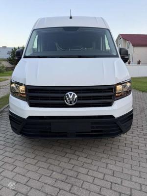 White Volkswagen Crafter 2023 in Jonava, with an engine capacity of 2.00 L and mileage of 38 thousand km for 25300 €, photo 4 on AUTOMOTO.COM.LV