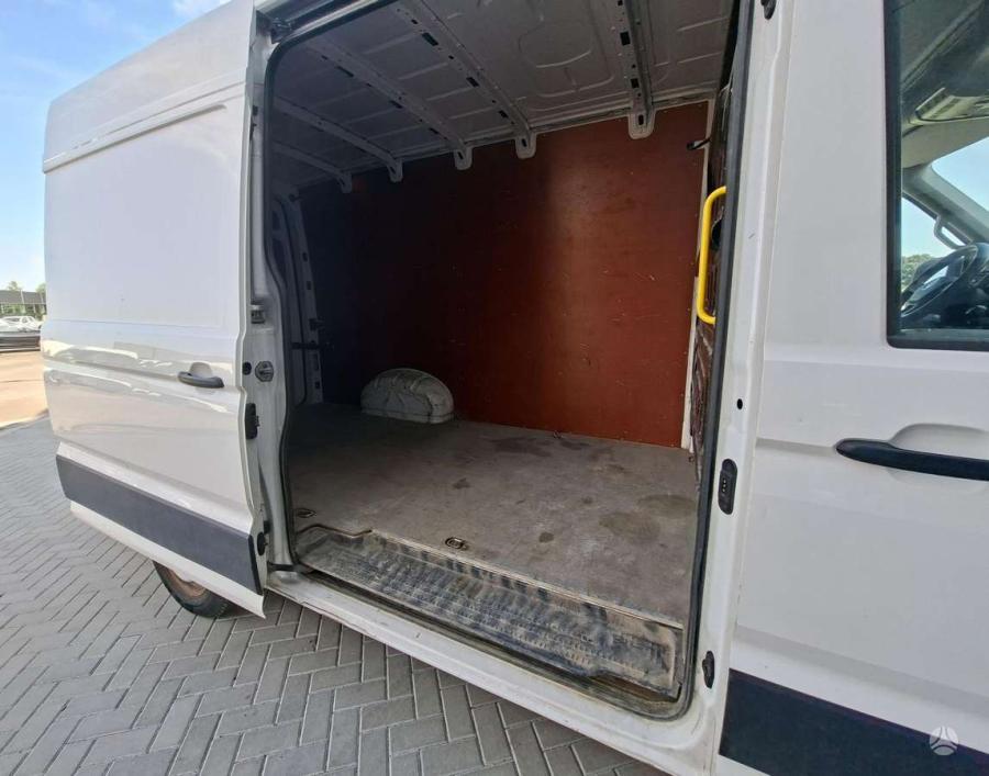 Balts Volkswagen Crafter 2023 Viļņa, ar dzinēja tilpumu 1.97 L un nobraukumu 93 tūkst. km par 22700 €, foto 6 vietnē AUTOMOTO.COM.LV