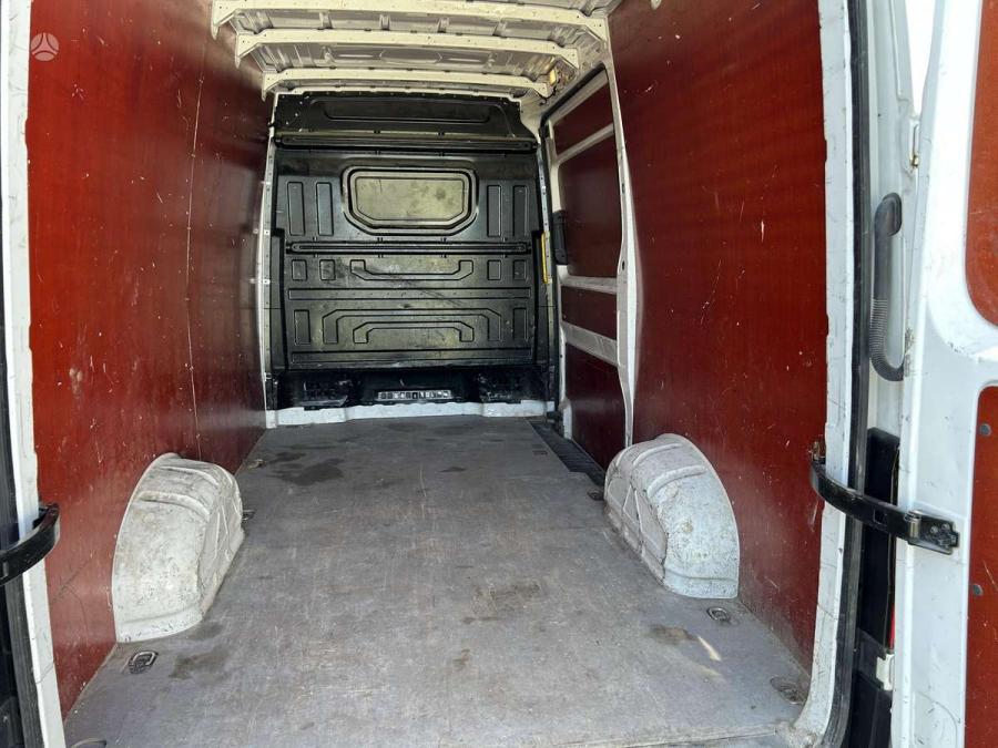 Balts Volkswagen Crafter 2023 Viļņa, ar dzinēja tilpumu 1.97 L un nobraukumu 93 tūkst. km par 22700 €, foto 7 vietnē AUTOMOTO.COM.LV