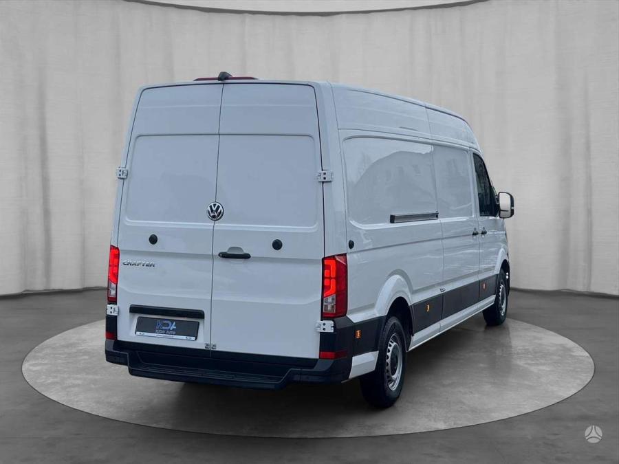White Volkswagen Crafter 2024 in Marijampole, with an engine capacity of 1.97 L and mileage of 190 thousand km for 9550 €, photo 10 on AUTOMOTO.COM.LV