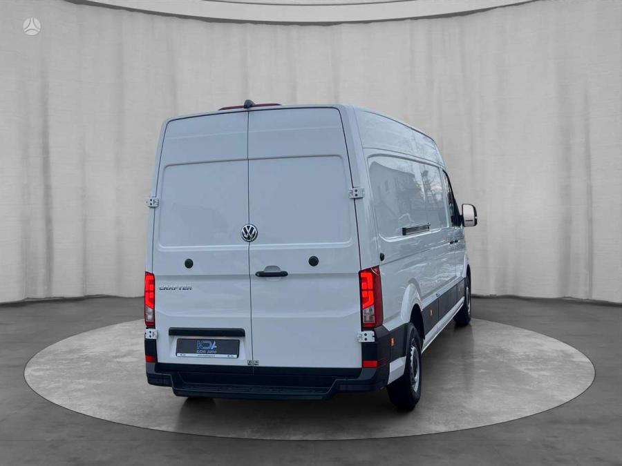 White Volkswagen Crafter 2024 in Marijampole, with an engine capacity of 1.97 L and mileage of 190 thousand km for 9550 €, photo 13 on AUTOMOTO.COM.LV