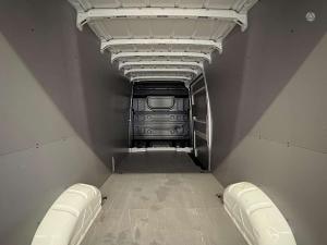 Balts Volkswagen Crafter 2024 Marijampole, ar dzinēja tilpumu 1.97 L un nobraukumu 17 tūkst. km par 37900 €, foto 8 vietnē AUTOMOTO.COM.LV