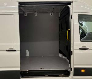 Balts Volkswagen Crafter 2024 Marijampole, ar dzinēja tilpumu 1.97 L un nobraukumu 17 tūkst. km par 37900 €, foto 16 vietnē AUTOMOTO.COM.LV