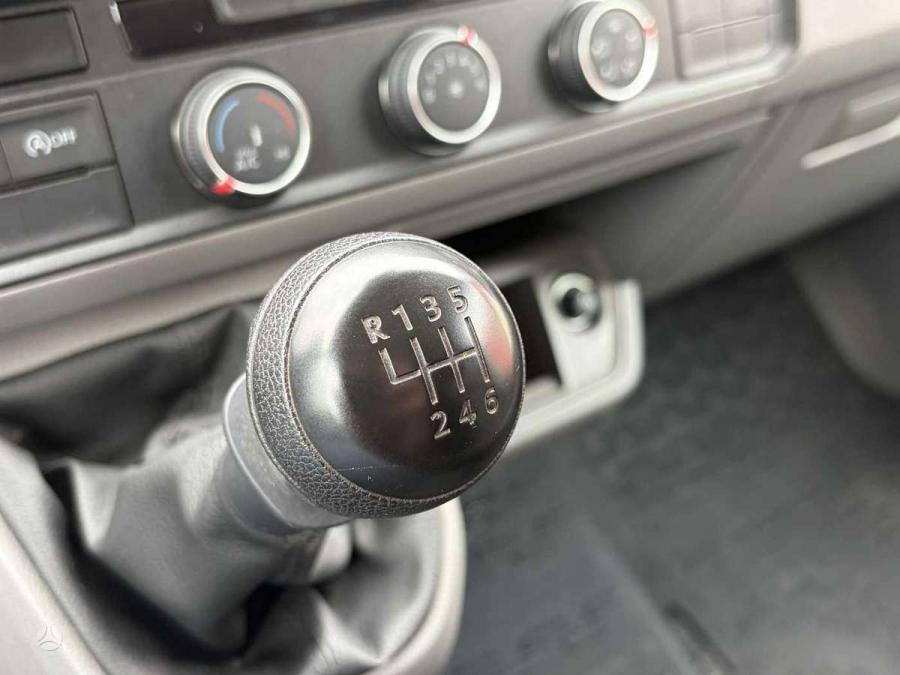 White Volkswagen Crafter 2024 in Ukmerge, with an engine capacity of 1.97 L and mileage of 33 thousand km for 30400 €, photo 21 on AUTOMOTO.COM.LV
