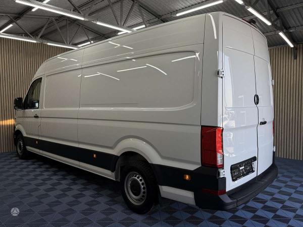 White Volkswagen Crafter 2024 in Marijampole, with an engine capacity of 1.97 L and mileage of 16 thousand km for 29999 €, photo 6 on AUTOMOTO.COM.LV