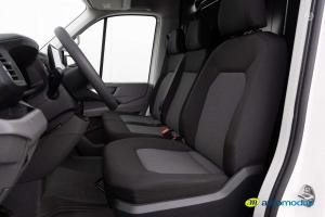 White Volkswagen Crafter 2025 in Vilnius, with an engine capacity of 1.97 L and mileage of 40 thousand km for 27990 €, photo 5 on AUTOMOTO.COM.LV