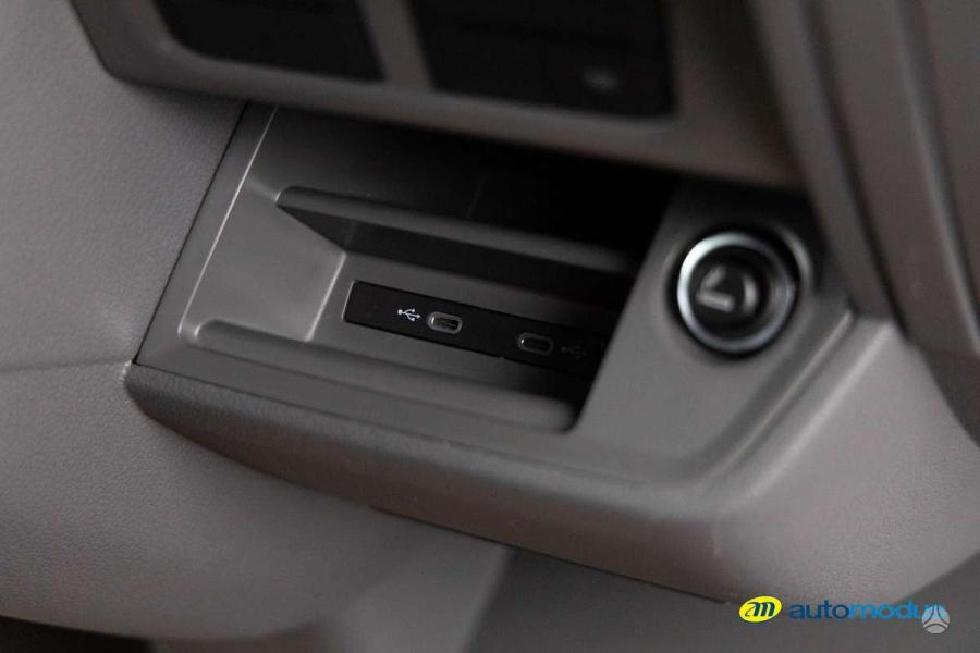 White Volkswagen Crafter 2025 in Vilnius, with an engine capacity of 1.97 L and mileage of 40 thousand km for 27990 €, photo 16 on AUTOMOTO.COM.LV