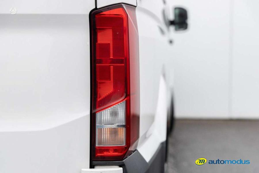 White Volkswagen Crafter 2025 in Vilnius, with an engine capacity of 1.97 L and mileage of 40 thousand km for 27990 €, photo 31 on AUTOMOTO.COM.LV