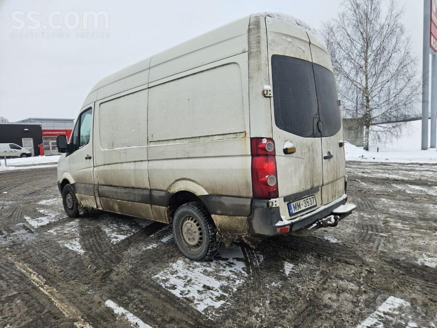 Balts Volkswagen Crafter 2007 Rīga, ar dzinēja tilpumu 2.50 L un nobraukumu 292 tūkst. km par 2500 €, foto 4 vietnē AUTOMOTO.COM.LV