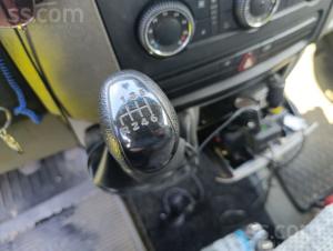 Balts Volkswagen Crafter 2008 Rīga, ar dzinēja tilpumu 2.50 L un nobraukumu 543 tūkst. km par 8100 €, foto 9 vietnē AUTOMOTO.COM.LV