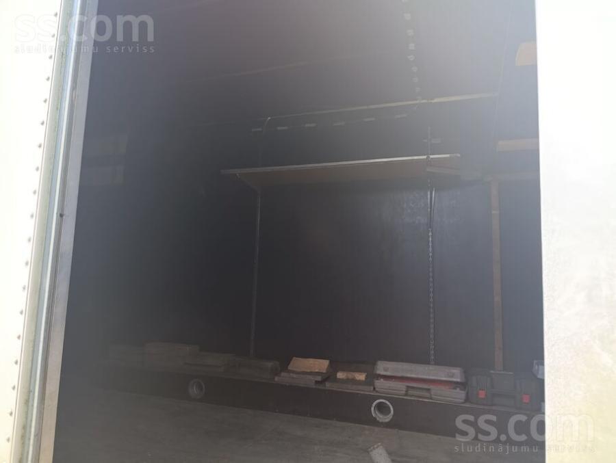Balts Volkswagen Crafter 2008 Rīga, ar dzinēja tilpumu 2.50 L un nobraukumu 543 tūkst. km par 8100 €, foto 10 vietnē AUTOMOTO.COM.LV