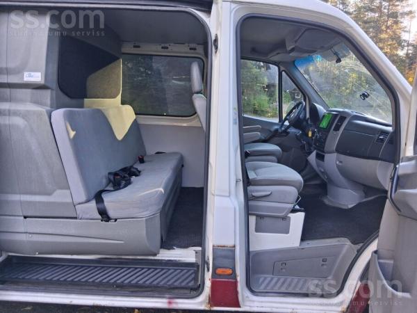Balts Volkswagen Crafter 2008 Rīga, ar dzinēja tilpumu 2.50 L un nobraukumu 375 tūkst. km par 5900 €, foto 9 vietnē AUTOMOTO.COM.LV