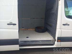 Balts Volkswagen Crafter 2009 Rīga, ar dzinēja tilpumu 2.50 L un nobraukumu 0 tūkst. km par 8000 €, foto 11 vietnē AUTOMOTO.COM.LV