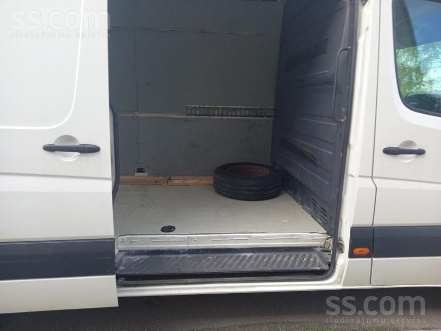 Balts Volkswagen Crafter 2009 Rīga, ar dzinēja tilpumu 2.50 L un nobraukumu 0 tūkst. km par 8000 €, foto 11 vietnē AUTOMOTO.COM.LV