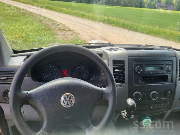 Balts Volkswagen Crafter 2010 Talsi, ar dzinēja tilpumu 2.50 L un nobraukumu 430 tūkst. km par 3000 €, foto 3 vietnē AUTOMOTO.COM.LV