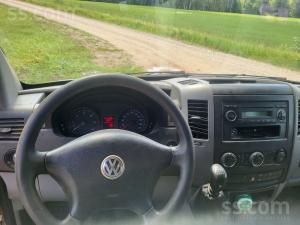 White Volkswagen Crafter 2010 in Talsi, with an engine capacity of 2.50 L and mileage of 430 thousand km for 3000 €, photo 4 on AUTOMOTO.COM.LV