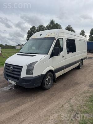 White Volkswagen Crafter 2010 in Ventspils, with an engine capacity of 2.50 L and mileage of 768 thousand km for 2000 €, photo 1 on AUTOMOTO.COM.LV