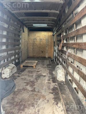 White Volkswagen Crafter 2010 in Ventspils, with an engine capacity of 2.50 L and mileage of 768 thousand km for 2000 €, photo 7 on AUTOMOTO.COM.LV