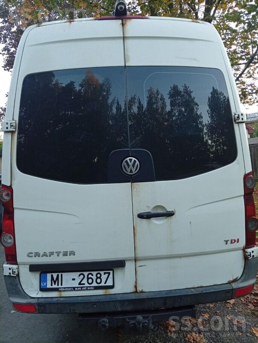 White Volkswagen Crafter 2010 in Riga, with an engine capacity of 2.70 L and mileage of 530 thousand km for 7200 €, photo 8 on AUTOMOTO.COM.LV
