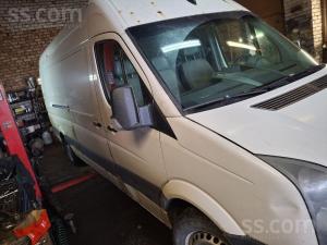 Balts Volkswagen Crafter 2011 Rīga, ar dzinēja tilpumu 2.50 L un nobraukumu 324 tūkst. km par 3450 €, foto 4 vietnē AUTOMOTO.COM.LV
