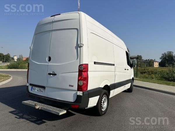 White Volkswagen Crafter 2011 in Jelgava, with an engine capacity of 2.00 L and mileage of 0 thousand km for 8100 €, photo 3 on AUTOMOTO.COM.LV