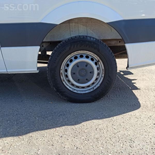 Balts Volkswagen Crafter 2011 Daugavpils, ar dzinēja tilpumu 2.00 L un nobraukumu 0 tūkst. km par 10600 €, foto 9 vietnē AUTOMOTO.COM.LV