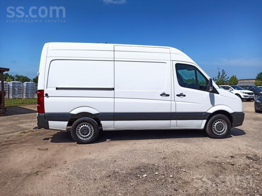 Balts Volkswagen Crafter 2011 Daugavpils, ar dzinēja tilpumu 2.00 L un nobraukumu 0 tūkst. km par 9900 €, foto 9 vietnē AUTOMOTO.COM.LV