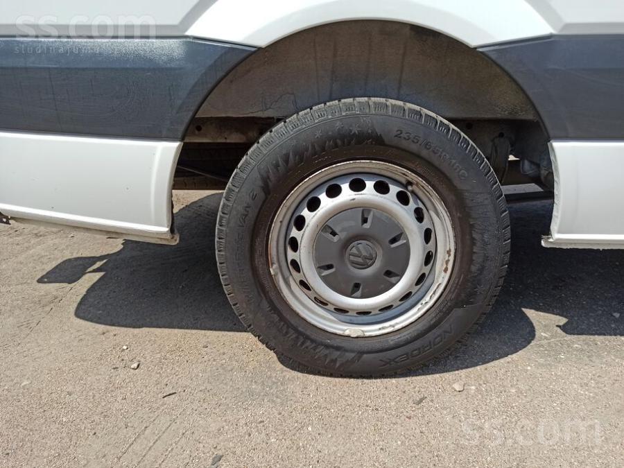 Balts Volkswagen Crafter 2011 Daugavpils, ar dzinēja tilpumu 2.00 L un nobraukumu 0 tūkst. km par 9900 €, foto 10 vietnē AUTOMOTO.COM.LV