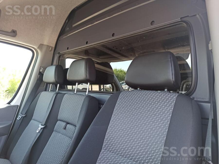 Balts Volkswagen Crafter 2011 Daugavpils, ar dzinēja tilpumu 2.00 L un nobraukumu 0 tūkst. km par 9900 €, foto 14 vietnē AUTOMOTO.COM.LV
