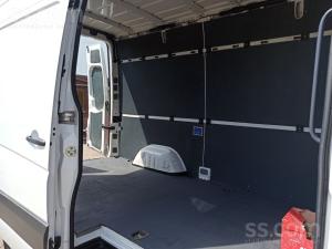 Balts Volkswagen Crafter 2011 Daugavpils, ar dzinēja tilpumu 2.00 L un nobraukumu 0 tūkst. km par 9900 €, foto 25 vietnē AUTOMOTO.COM.LV