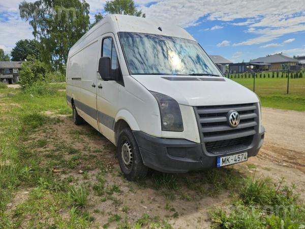 Balts Volkswagen Crafter 2011 Valmiera, ar dzinēja tilpumu 2.50 L un nobraukumu 480 tūkst. km par 3999 €, foto 1 vietnē AUTOMOTO.COM.LV