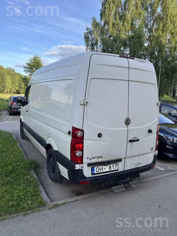 Balts Volkswagen Crafter 2011 Daugavpils, ar dzinēja tilpumu 2.50 L un nobraukumu 460 tūkst. km par 3500 €, foto 2 vietnē AUTOMOTO.COM.LV