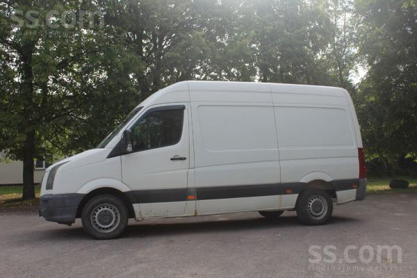 White Volkswagen Crafter 2011 in Tukums, with an engine capacity of 2.50 L and mileage of 460 thousand km for 4500 €, photo 3 on AUTOMOTO.COM.LV