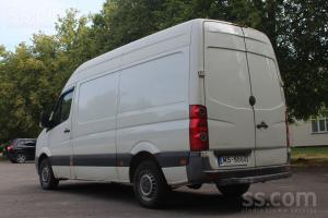 White Volkswagen Crafter 2011 in Tukums, with an engine capacity of 2.50 L and mileage of 460 thousand km for 4500 €, photo 5 on AUTOMOTO.COM.LV