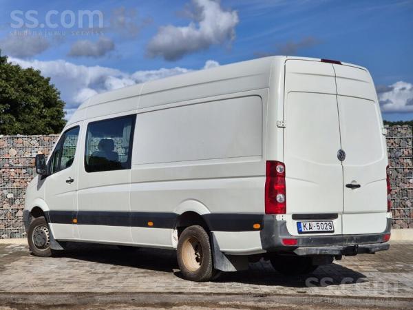 White Volkswagen Crafter 2012 in Tukums, with an engine capacity of 2.00 L and mileage of 374 thousand km for 7900 €, photo 3 on AUTOMOTO.COM.LV