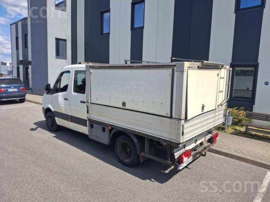 Balts Volkswagen Crafter 2012 Rīga, ar dzinēja tilpumu 2.00 L un nobraukumu 414 tūkst. km par 3500 €, foto 4 vietnē AUTOMOTO.COM.LV