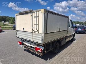 Balts Volkswagen Crafter 2012 Rīga, ar dzinēja tilpumu 2.00 L un nobraukumu 414 tūkst. km par 3500 €, foto 5 vietnē AUTOMOTO.COM.LV
