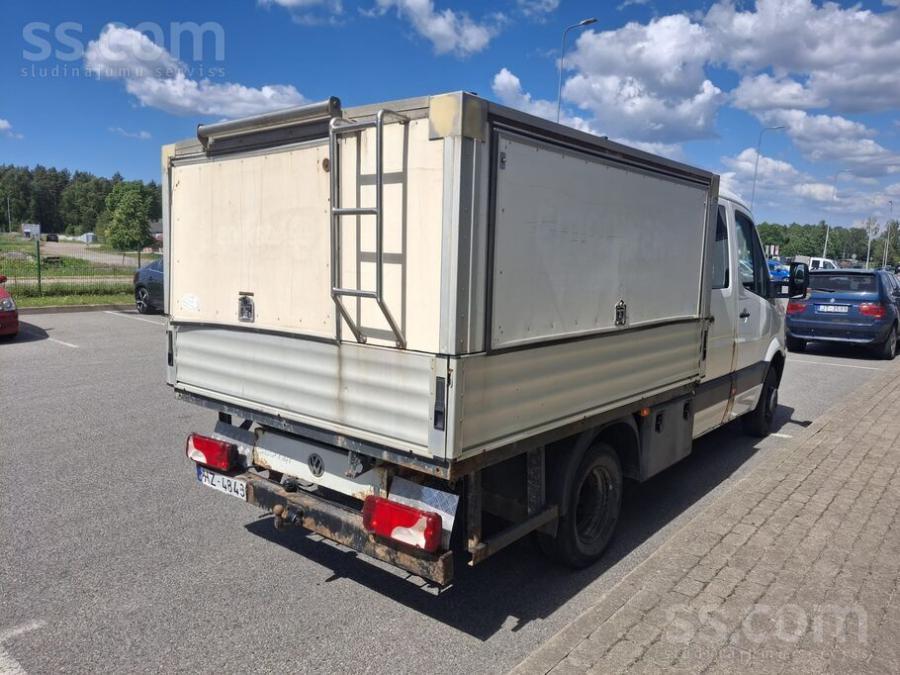 Balts Volkswagen Crafter 2012 Rīga, ar dzinēja tilpumu 2.00 L un nobraukumu 414 tūkst. km par 3500 €, foto 5 vietnē AUTOMOTO.COM.LV
