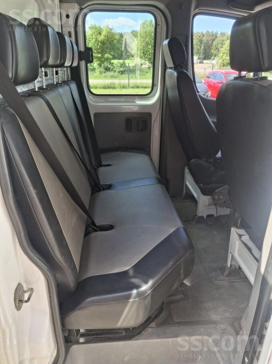 Balts Volkswagen Crafter 2012 Rīga, ar dzinēja tilpumu 2.00 L un nobraukumu 414 tūkst. km par 3500 €, foto 7 vietnē AUTOMOTO.COM.LV
