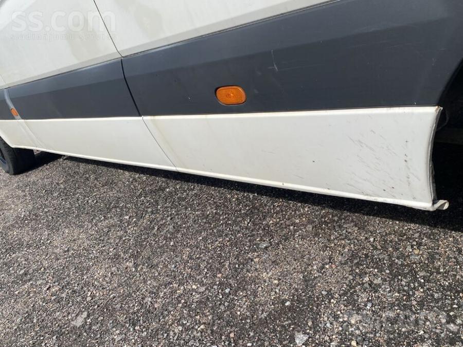 Balts Volkswagen Crafter 2012 Rīga, ar dzinēja tilpumu 2.00 L un nobraukumu 343 tūkst. km par 7450 €, foto 13 vietnē AUTOMOTO.COM.LV
