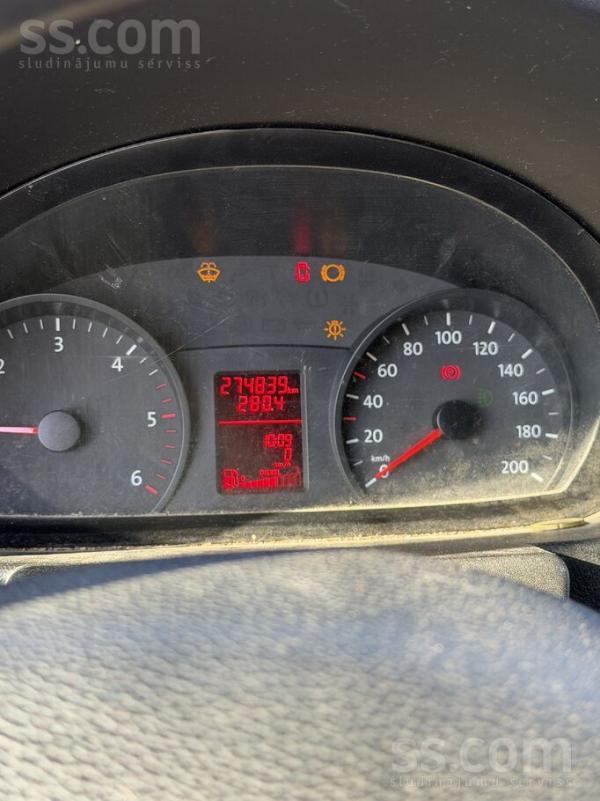 Balts Volkswagen Crafter 2012 Rīga, ar dzinēja tilpumu 2.00 L un nobraukumu 275 tūkst. km par 5500 €, foto 9 vietnē AUTOMOTO.COM.LV