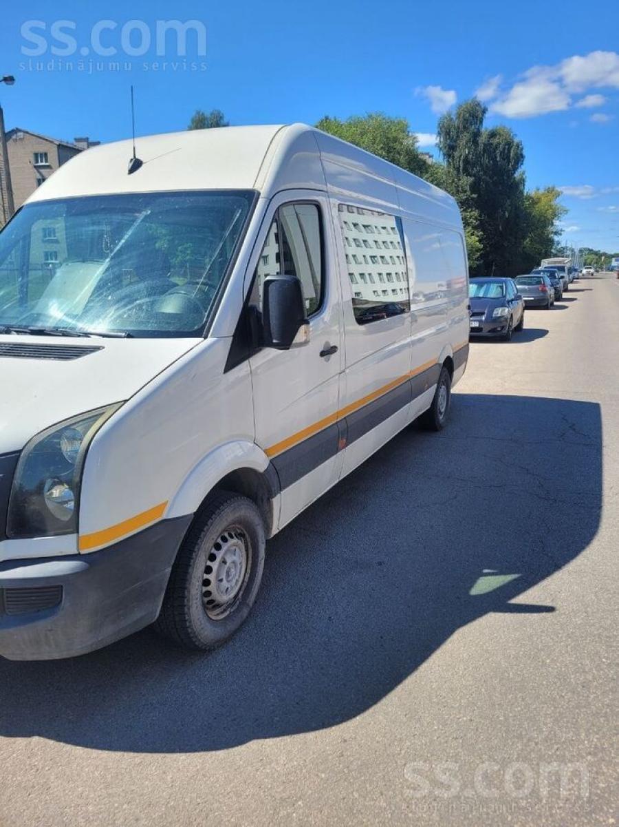 Balts Volkswagen Crafter 2012 Daugavpils, ar dzinēja tilpumu 2.00 L un nobraukumu 402 tūkst. km par 6700 €, foto 1 vietnē AUTOMOTO.COM.LV