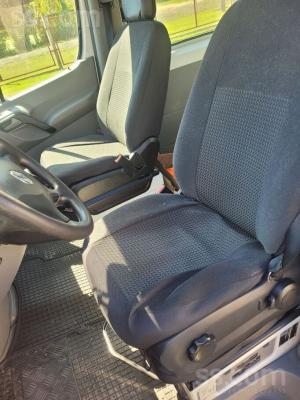 Balts Volkswagen Crafter 2012 Daugavpils, ar dzinēja tilpumu 2.00 L un nobraukumu 402 tūkst. km par 6700 €, foto 4 vietnē AUTOMOTO.COM.LV