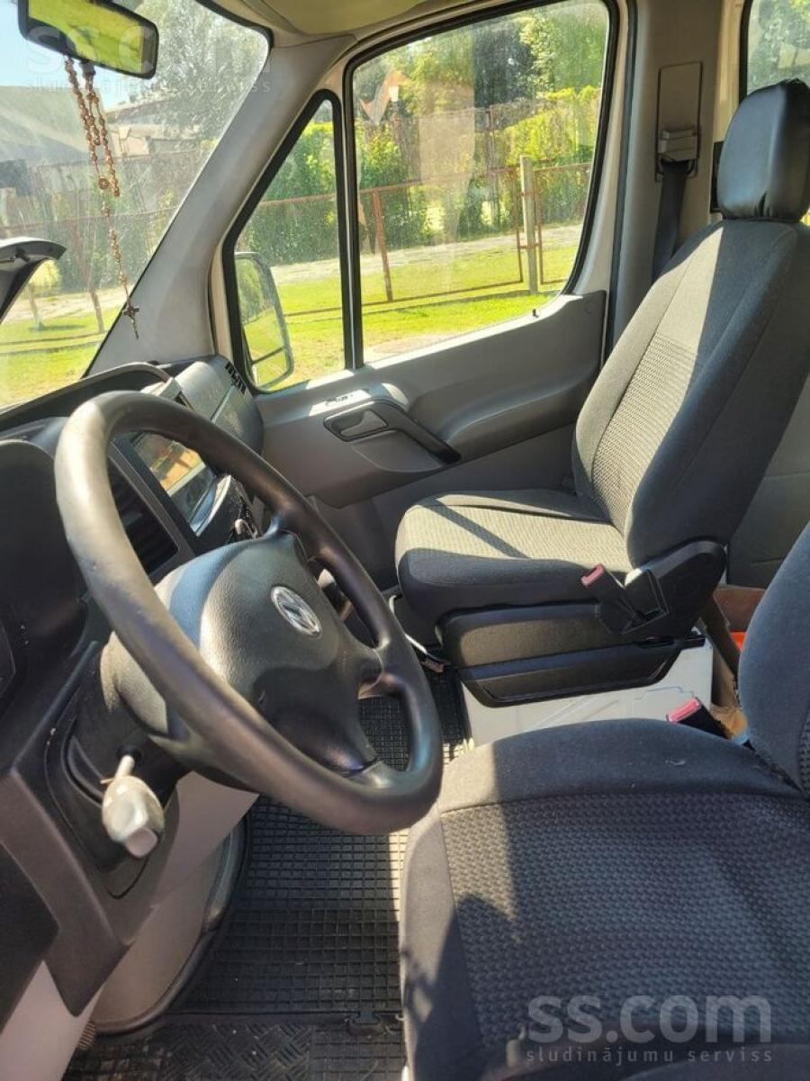 Balts Volkswagen Crafter 2012 Daugavpils, ar dzinēja tilpumu 2.00 L un nobraukumu 402 tūkst. km par 6700 €, foto 6 vietnē AUTOMOTO.COM.LV